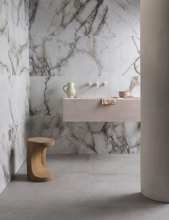 5 Ideas for a Gleaming Bathroom Makeover with Gloss Tiles – Tile Topia